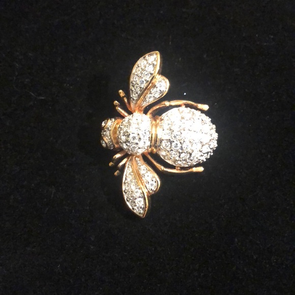 Joan Rivers | Jewelry | Joan Rivers 2st Century Crystal Bee Pin | Poshmark